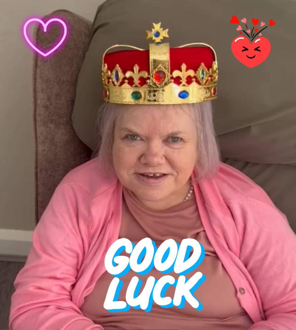 Queen returns to throne! - Oaklea Trust